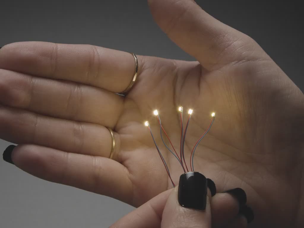 Miniature Wired LEDs - 0805 SMT LED - Warm White - 5 pack | Buy in ...